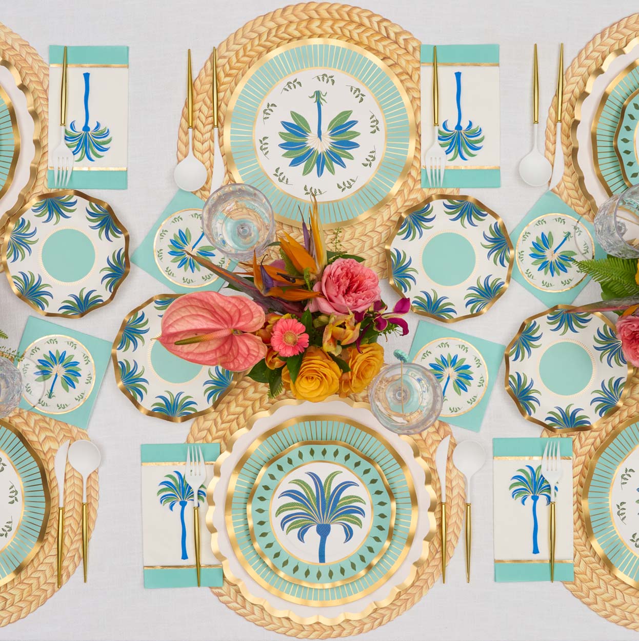 Preppy Palm Table Setting – Sophistiplate LLC
